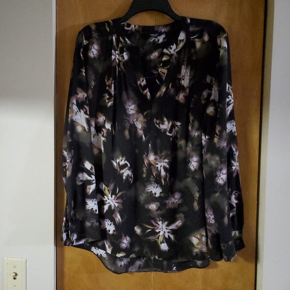 Simply Vera Vera Wang | Tops | Simply Vera Vera Wang Womens Font Pleat ...